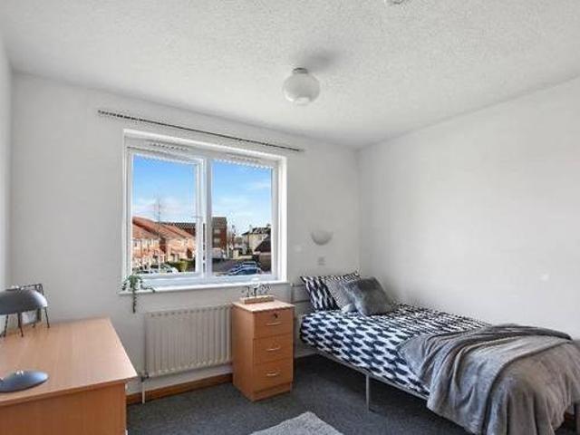 1 bedroom cluster house for rent in The Cedars 30 Lavender Crescent AL3
