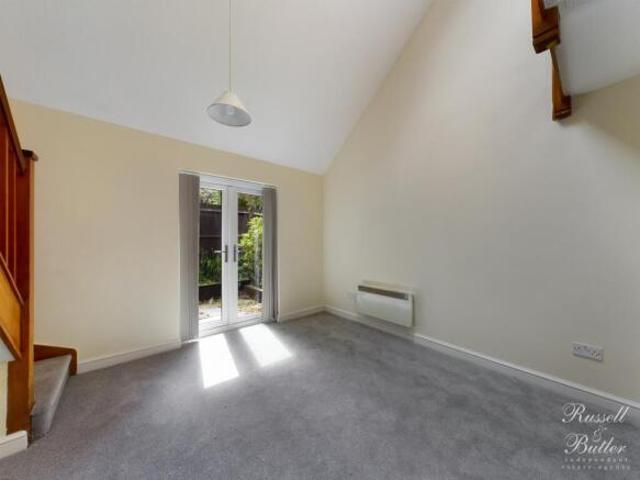 1 bedroom cluster house for rent in Barleycroft, Furzton, Milton Keynes, Buckinghamshire, MK4