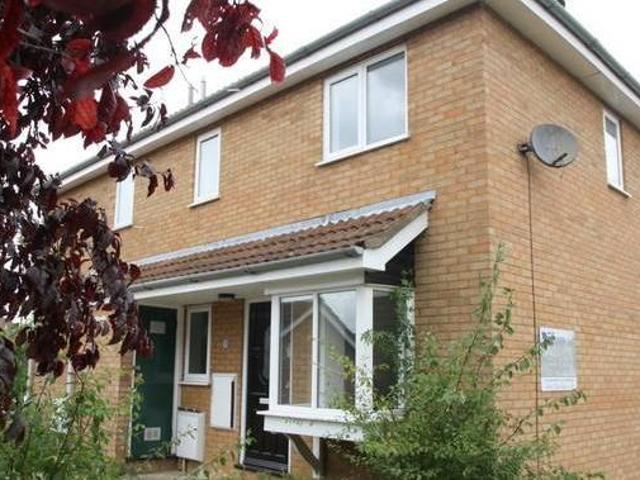 1 bedroom cluster house for rent in Beaver Close St Neots Cambridgeshire PE19