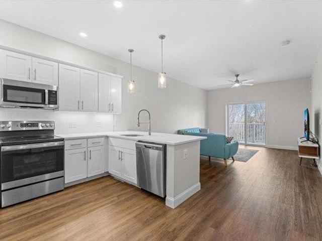 1 bedroom, Clinton MA 01510 102088848