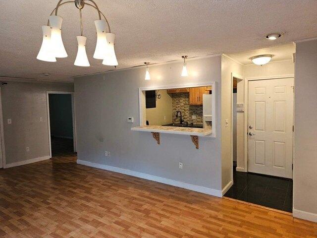 1 bedroom, Amesbury MA 01913 LS102727356