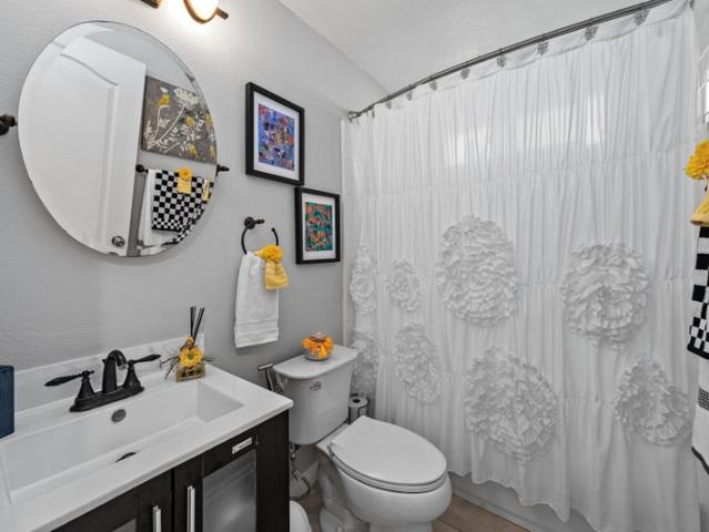 1 bedroom and 1 private bathroom