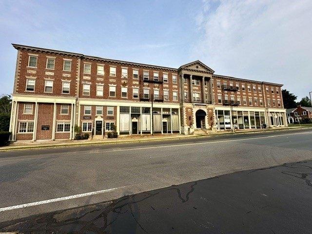 1 bedroom, Andover MA 01810 105094344