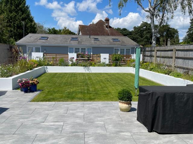 1 Bedroom Annex in West Moors Mon Fri Let