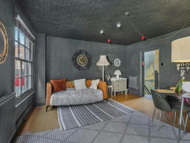 1 Bedroom Apartment Manchester Manchester LS101587873