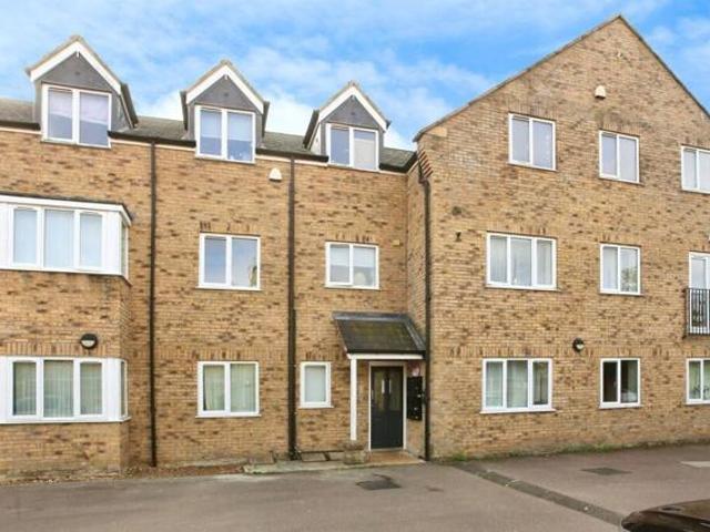 1 Bedroom Apartment Market Deeping Lincolnshire 99130289