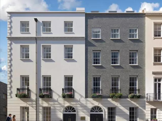 1 Bedroom Apartment Mayfair London 102596621