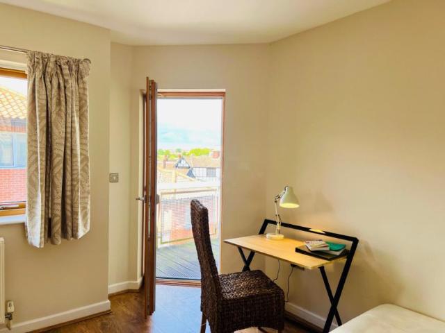 1 Bedroom Apartment Norwich Norwich 99383136