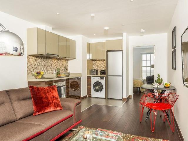 1 bedroom apartment available to rent in Sovereign Court Wapping, E1W