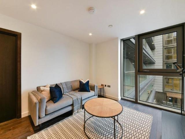 1 bedroom apartment available to rent in Tower Hill