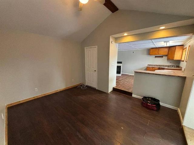 1 Bedroom Apartment available NOW