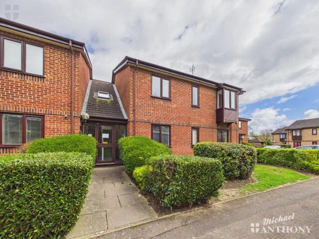1 Bedroom Apartment Aylesbury Buckinghamshire 101119338