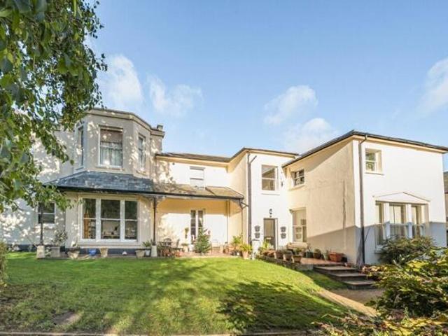 1 Bedroom Apartment Andover Hampshire LS101168321