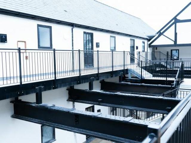 1 Bedroom Apartment Burton Upon Trent Burton Upon Trent 74742991
