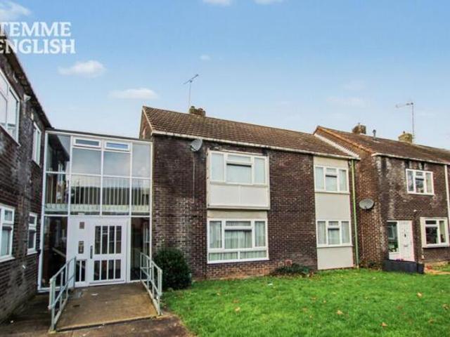 1 Bedroom Apartment Basildon Essex LS101675631