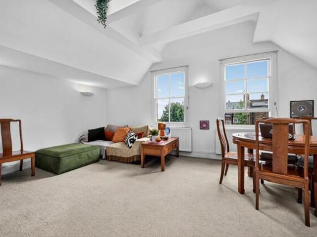 1 Bedroom Apartment Barnet Greater London 98718126