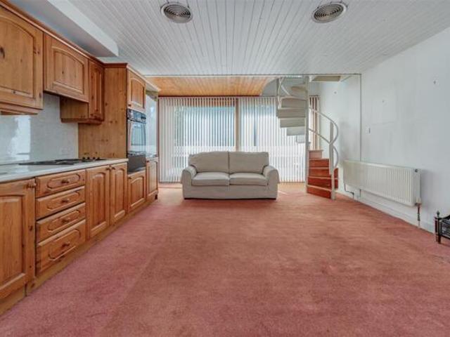 1 Bedroom Apartment Barnet Greater London LS100158548
