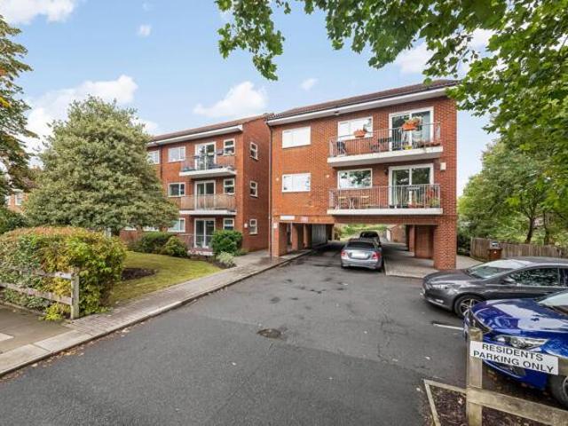 1 Bedroom Apartment Beckenham Greater London 98968865