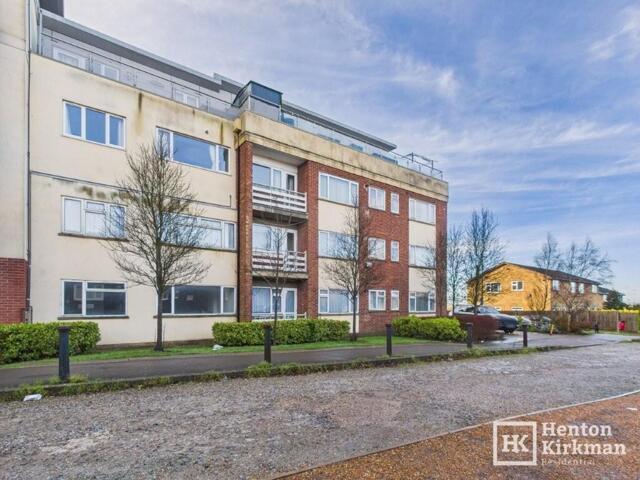 1 Bedroom Apartment Billericay Essex LS100649089