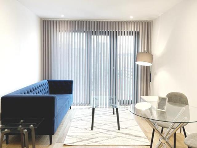 1 Bedroom Apartment Birmingham Birmingham LS101996222