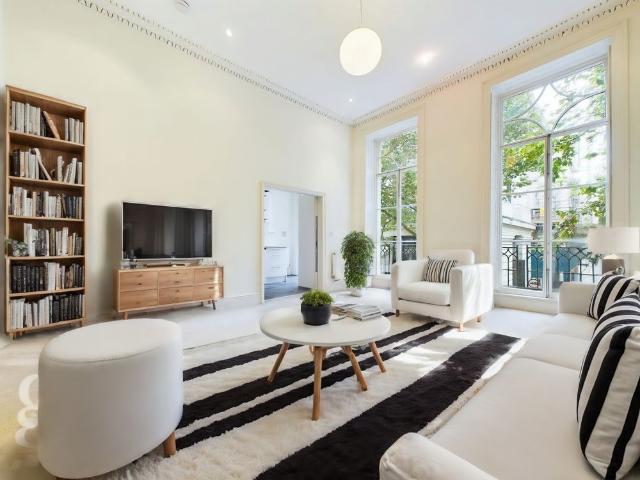 1 Bedroom Apartment, Bloomsbury Square, Bloomsbury, WC1A