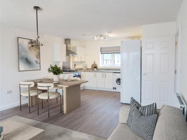 1 Bedroom Apartment Bournemouth Dorset 101674672