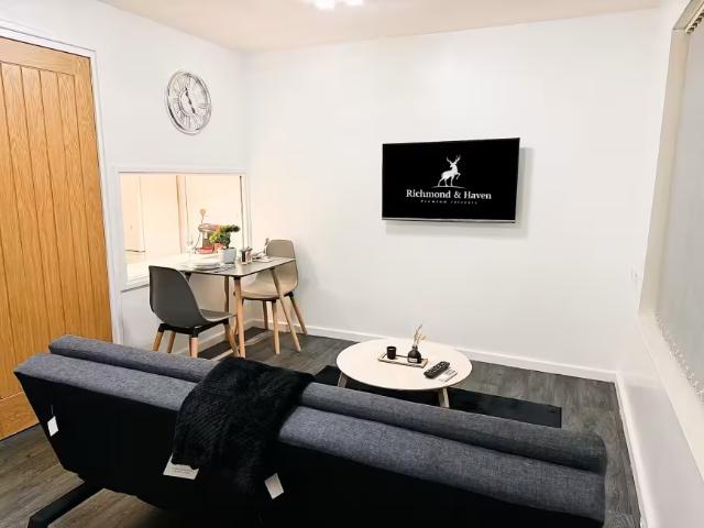 1 Bedroom Apartment Bradford Bradford LS96147145