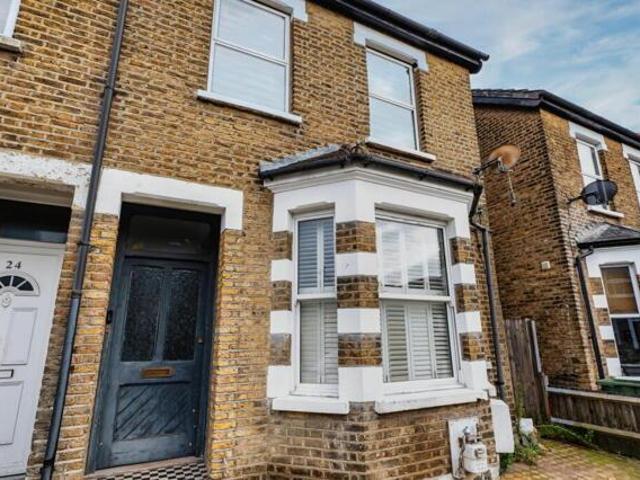 1 Bedroom Apartment Bromley Greater London LS87597372