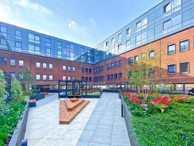 1 Bedroom Apartment Camberley Surrey LS98477709