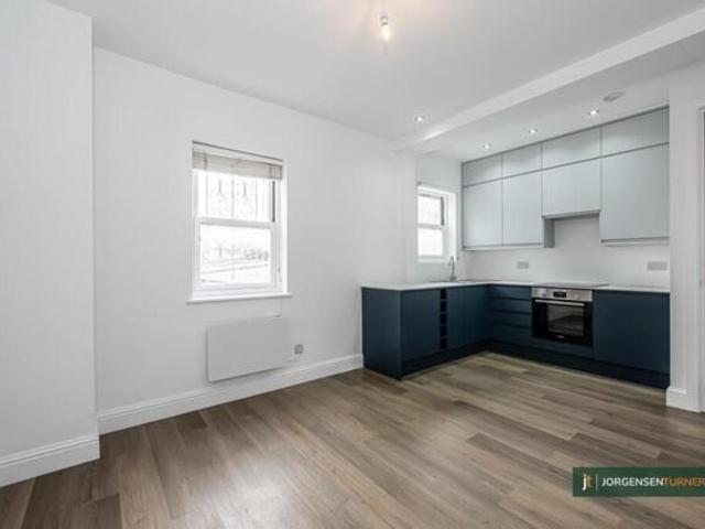 1 Bedroom Apartment Camden Greater London 91549260