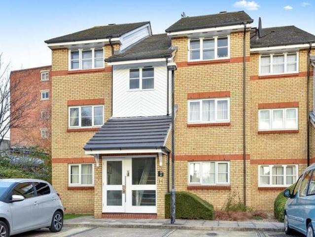 1 Bedroom Apartment Camden Greater London 101677886