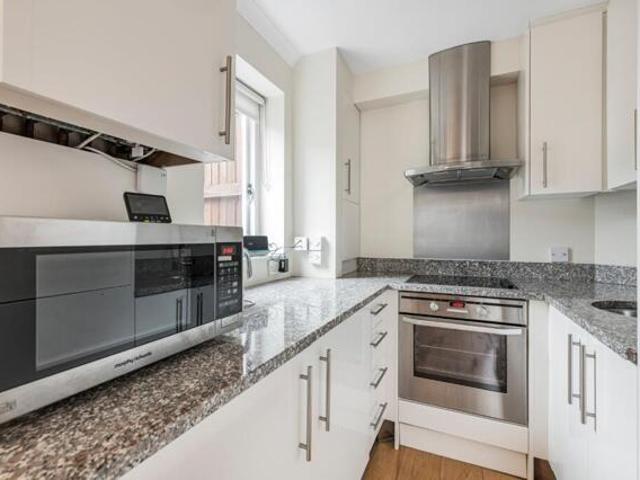 1 Bedroom Apartment Camden Greater London LS100503338