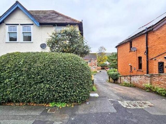 1 Bedroom Apartment Church Stretton Shropshire LS99344917