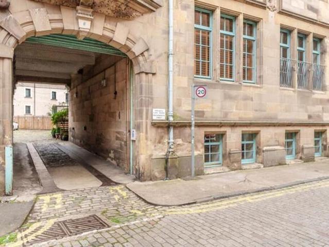 1 Bedroom Apartment City Of Edinburgh City Of Edinburgh LS98834913