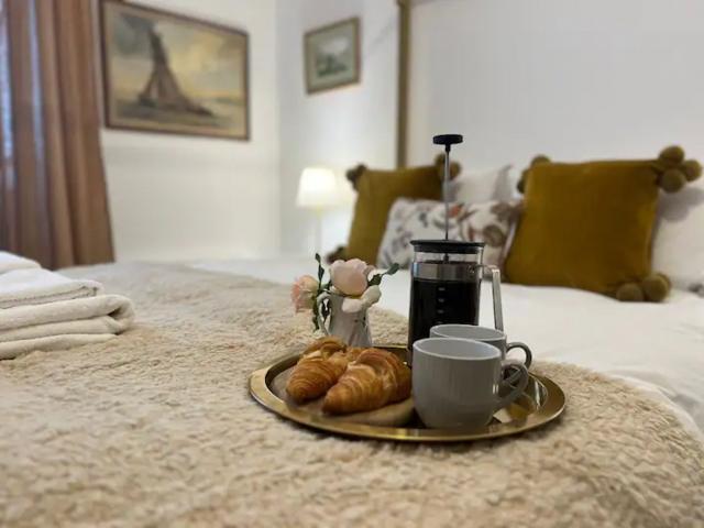 1 Bedroom Apartment Clevedon Clevedon 73440080