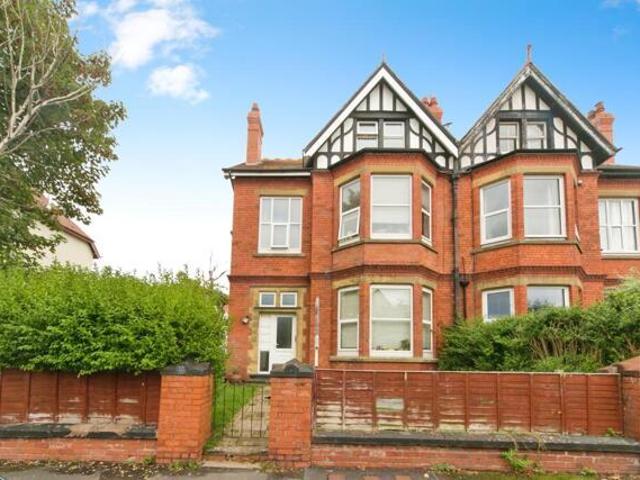1 Bedroom Apartment Conwy Conwy 100398280