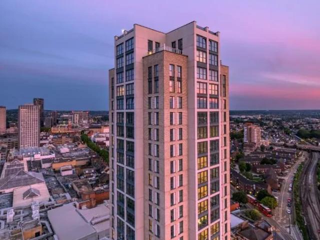 1 Bedroom Apartment Croydon London LS103031873