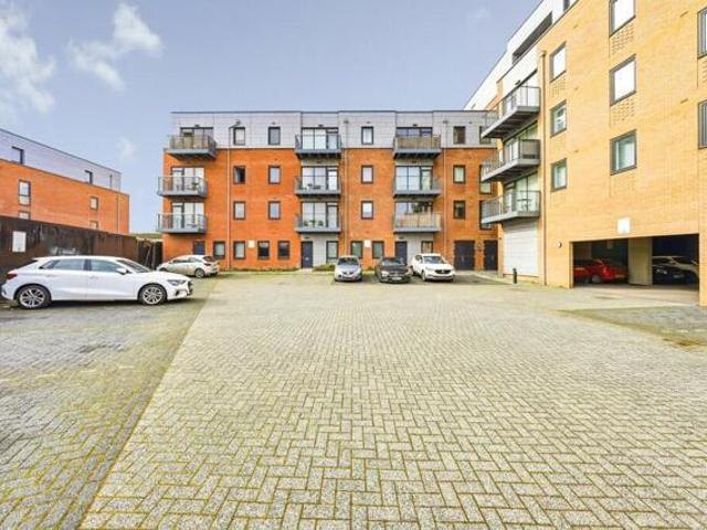 1 Bedroom Apartment Dartford Kent 101316417