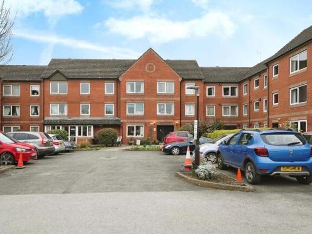1 Bedroom Apartment Evesham Worcestershire 101677443