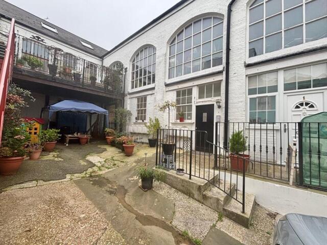 1 Bedroom Apartment East Sussex East Sussex LS99436913