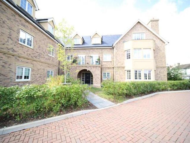 1 Bedroom Apartment Enfield Great London 99204056