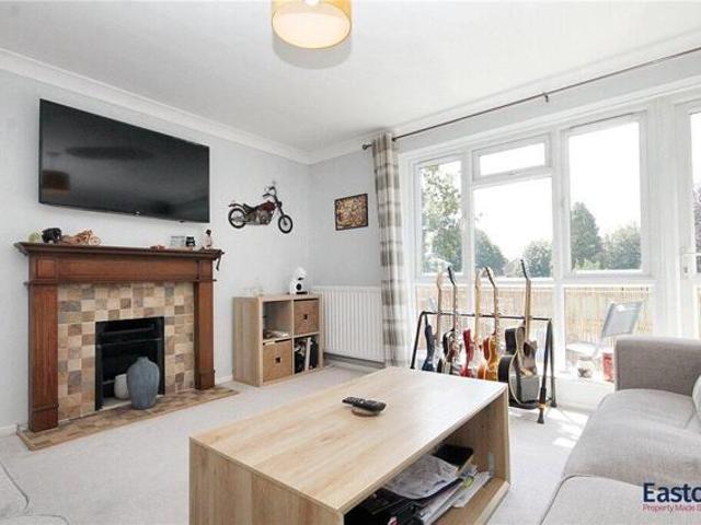 1 Bedroom Apartment Epsom Surrey 99808661