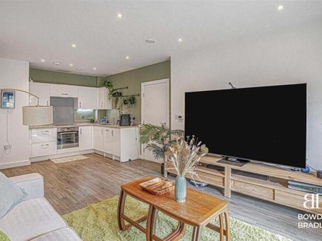 1 Bedroom Apartment Epping Forest Greater London LS100953487