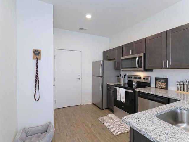 1 Bedroom Apartment Furnished