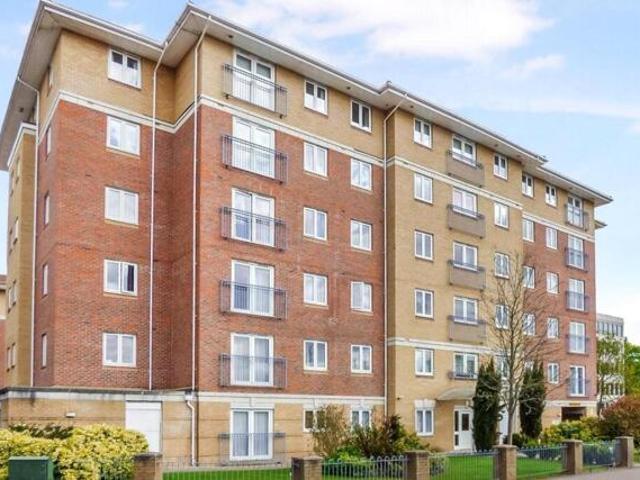 1 Bedroom Apartment Farnborough Hampshire 99952046