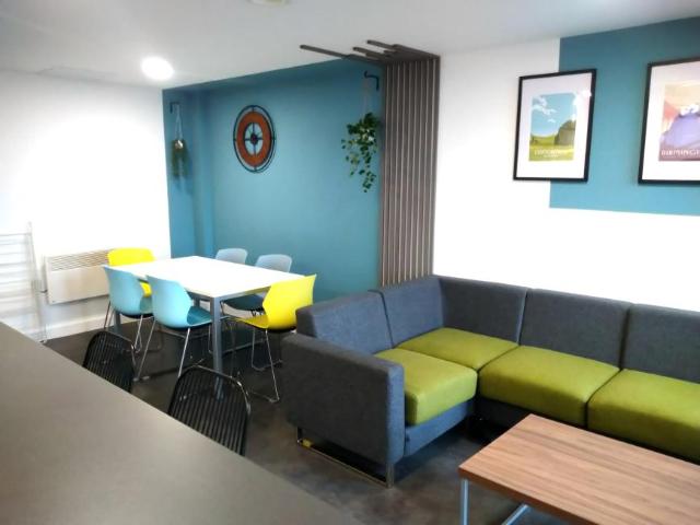 1 Bedroom Apartment Five Ways West Midlands 101726319