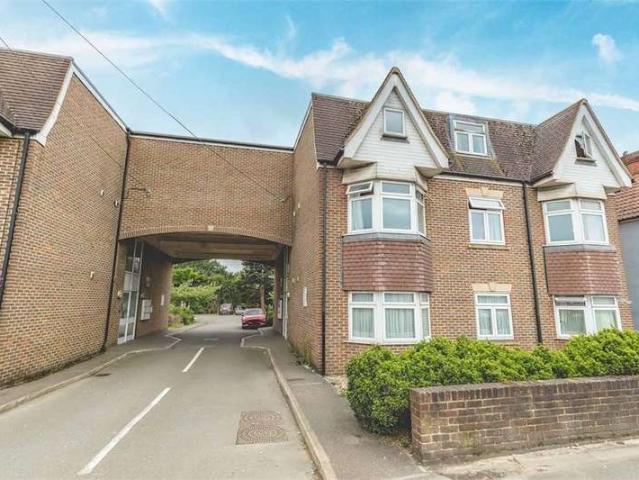 1 Bedroom Apartment Flat