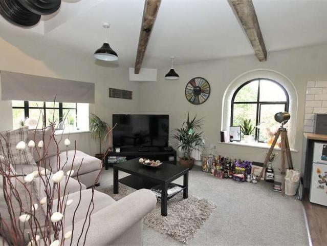 1 Bedroom Apartment Flat