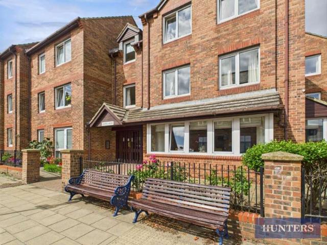 1 Bedroom Apartment Flat