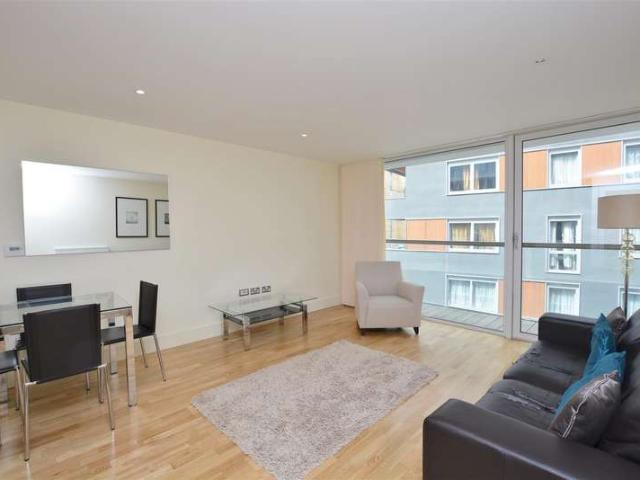 1 Bedroom Apartment Flat